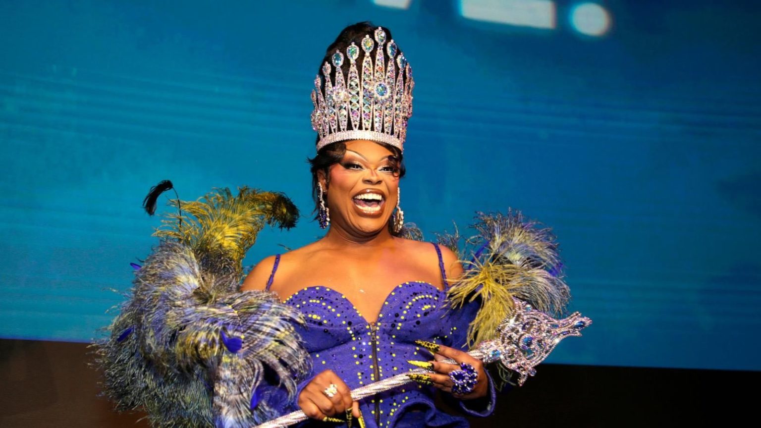 Onya Nurve Wins RuPaul’s Drag Race Season 17 - PalabasTayo